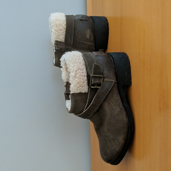 UGG | Shoes | Nwt Ugg Benson Boot | Poshmark
